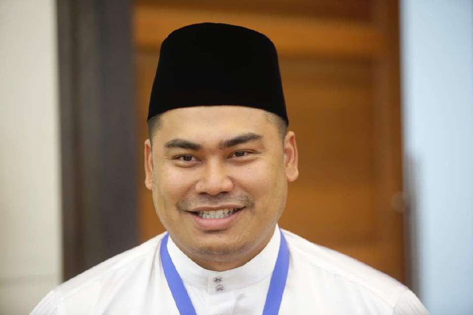 Kecewa Apa Yang Berlaku, Qobin Lepas Jawatan Exco Pemuda UMNO | The ...