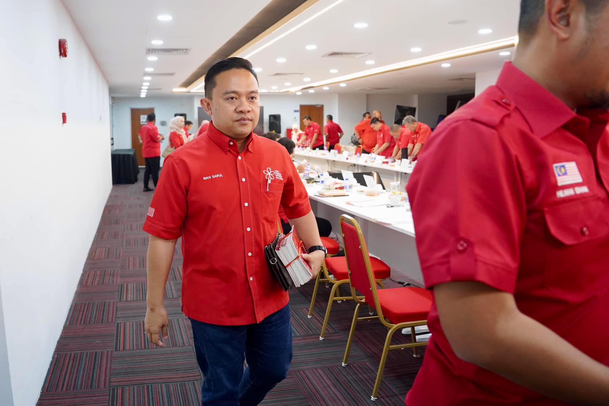 Wan Saiful Akan Jumpa Muhyiddin, Nafi SD Untuk Jatuhkan Presiden | The ...