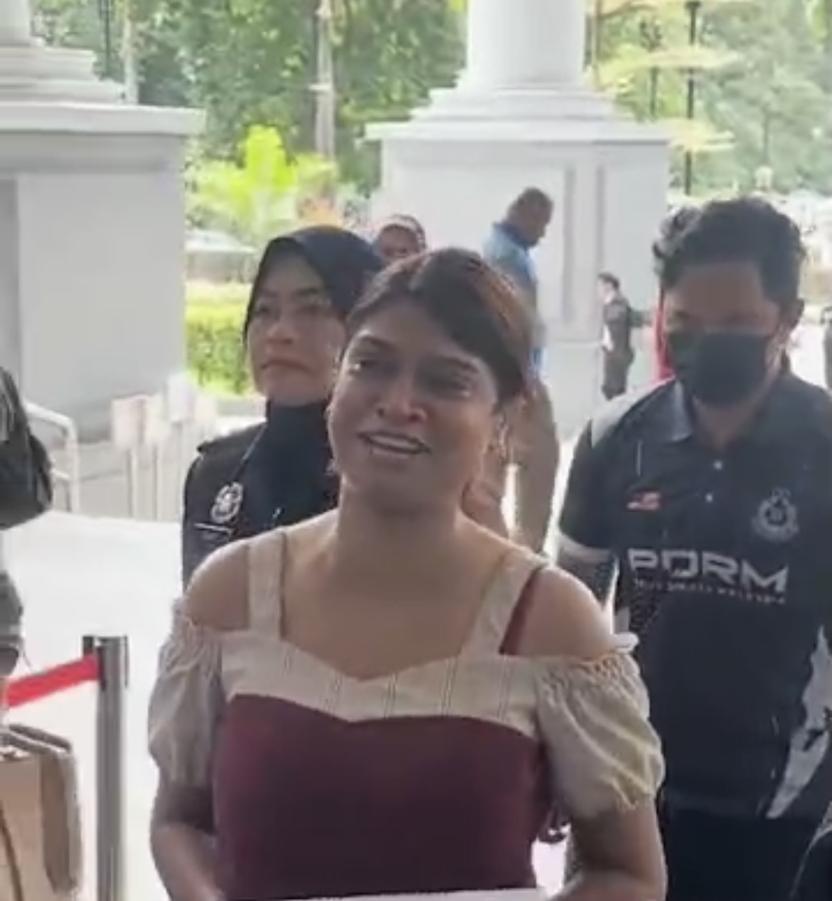 ‘Inspektor Sheila’ Mengaku Tidak Bersalah Halang Anggota Polis Bertugas ...